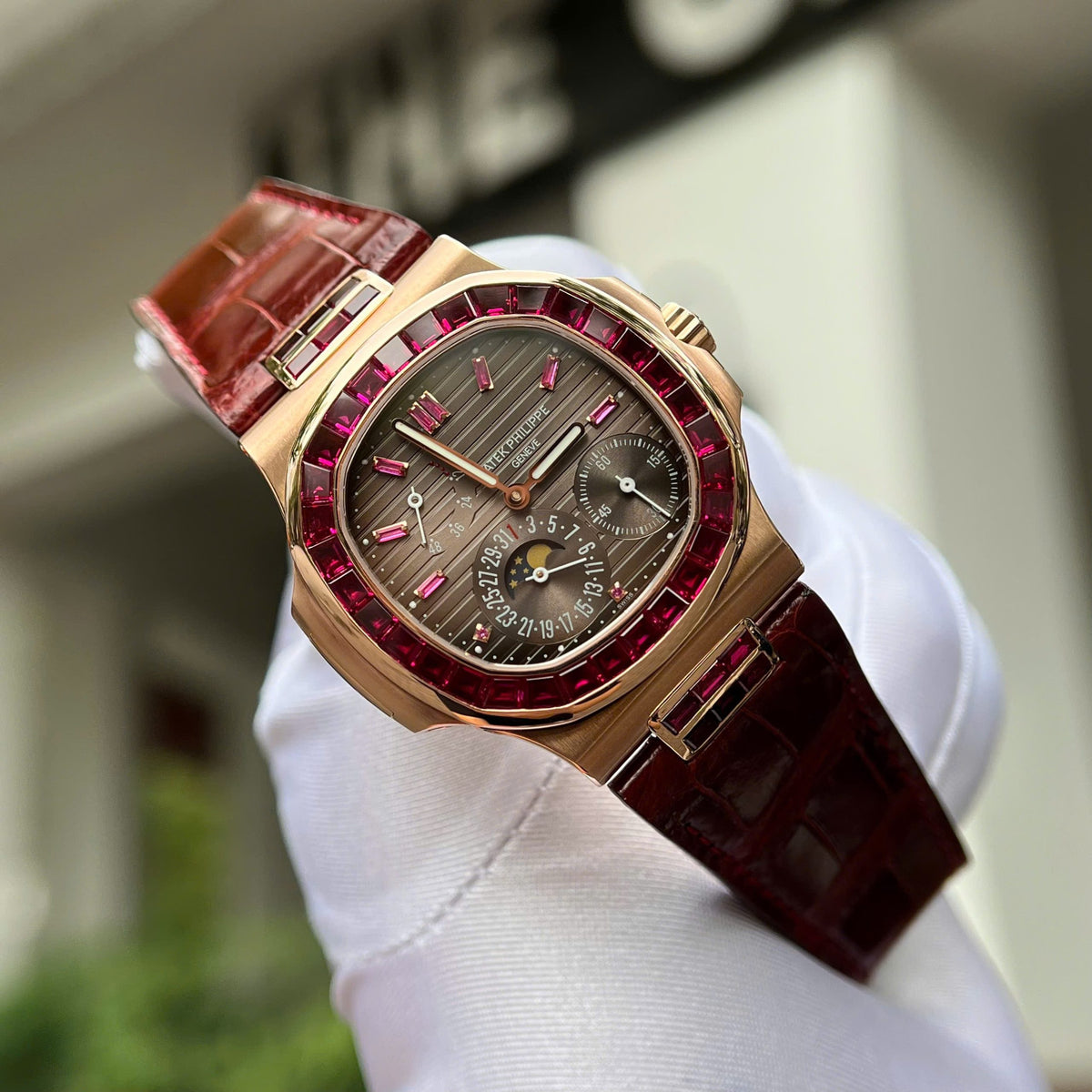 Patek Philippe Swiss 1:1 Nautilus 5724R Customs Synthetic Red Ruby 18K ...