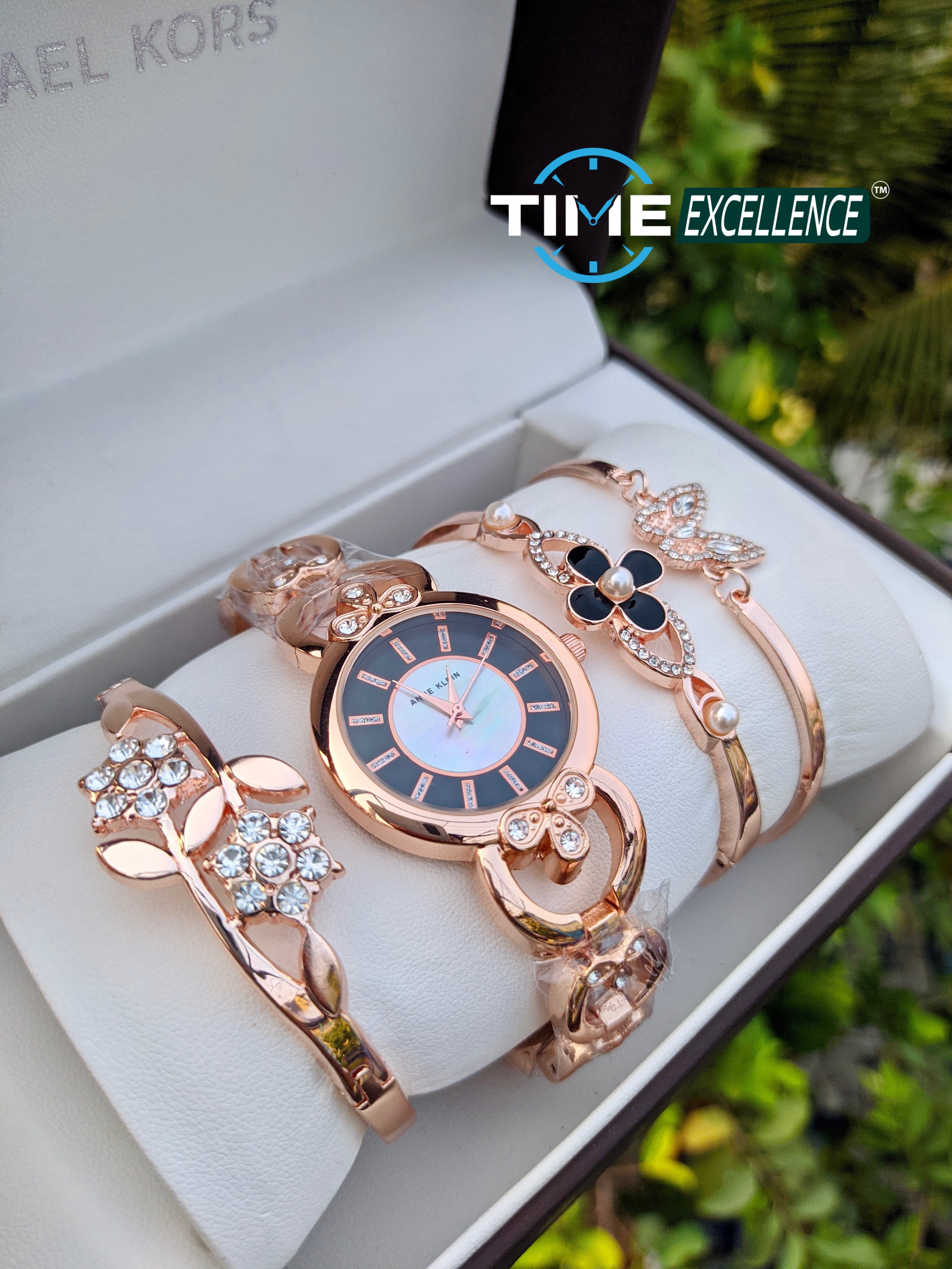 Watch and bracelet sets store